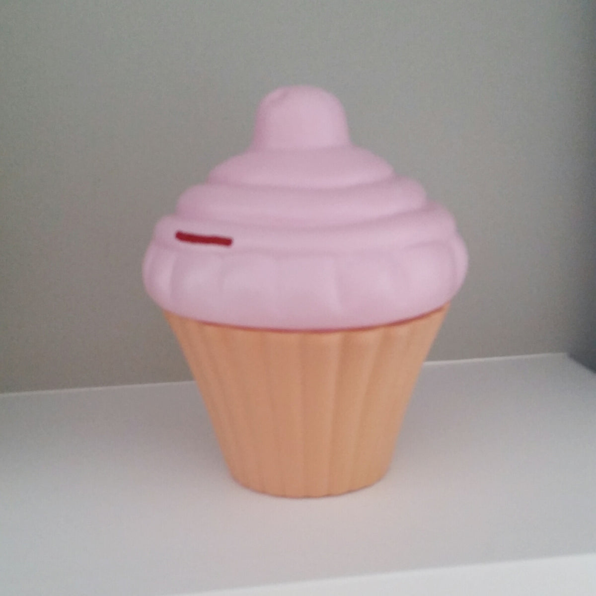 Cupcake Coin Bank – Clever Arrow
